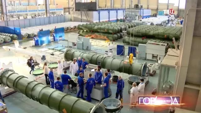 俄S400防空导弹生产线曝光 电路板PCBA工艺略感人-电子工程专辑