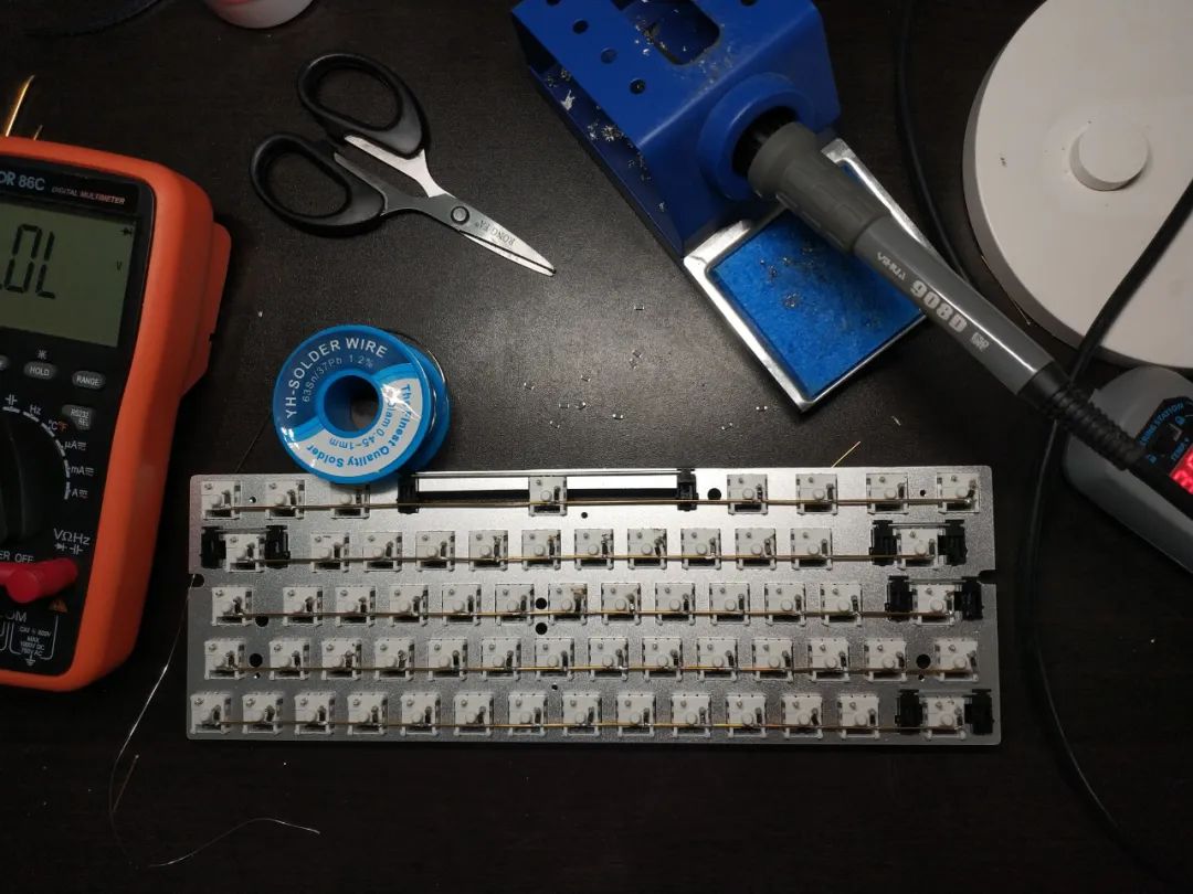 自己「焊」键盘：使用Python编写-电子工程专辑