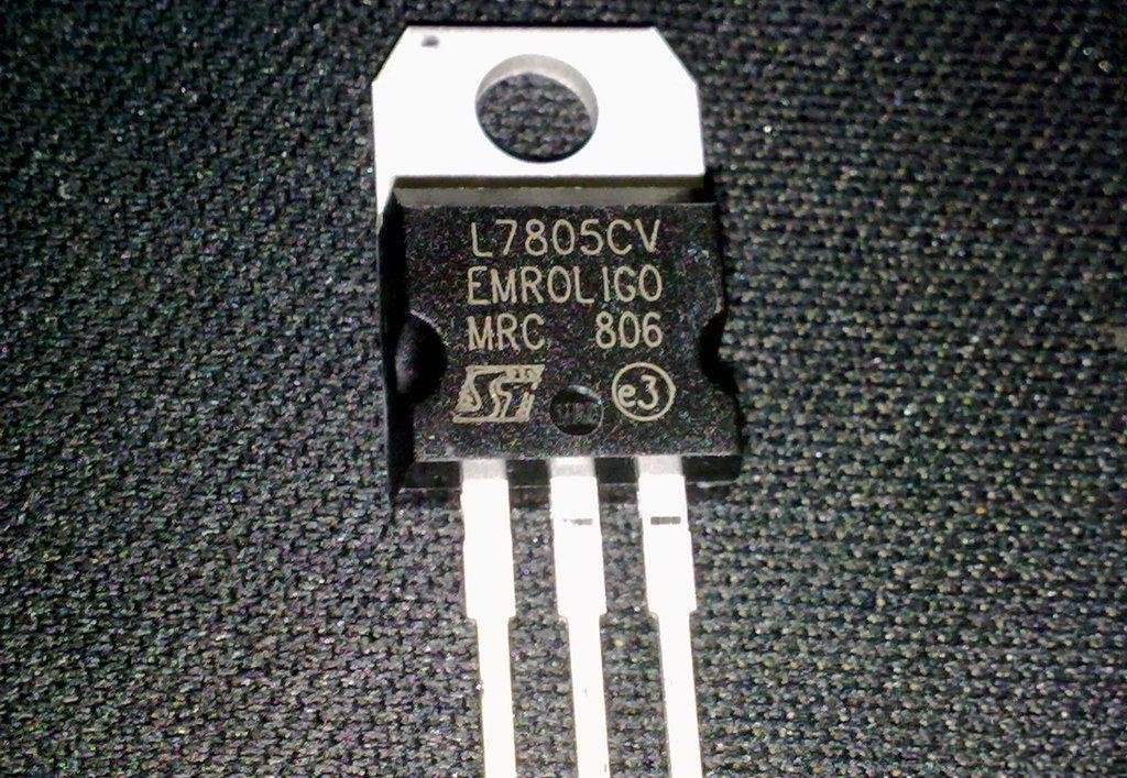 L7805CV全称及“5”的含义解析 - 面包板社区