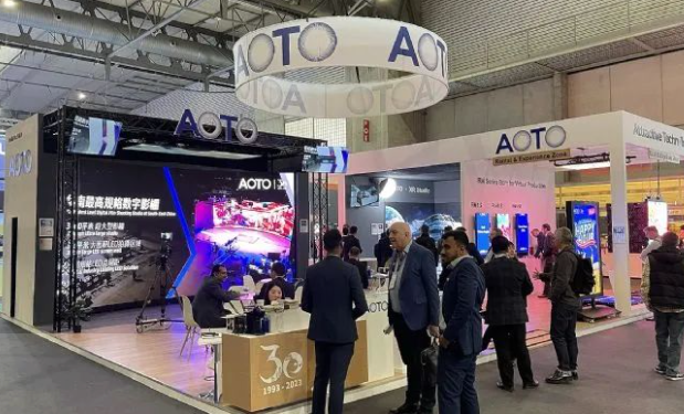 MicroLED天花板式技术突破奥拓电子P0.3产品全球首发-电子工程专辑