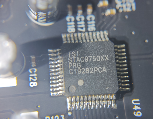 ”拆解“创新独立声卡，这个电容封装丝印极性设计有特点！-电子工程专辑