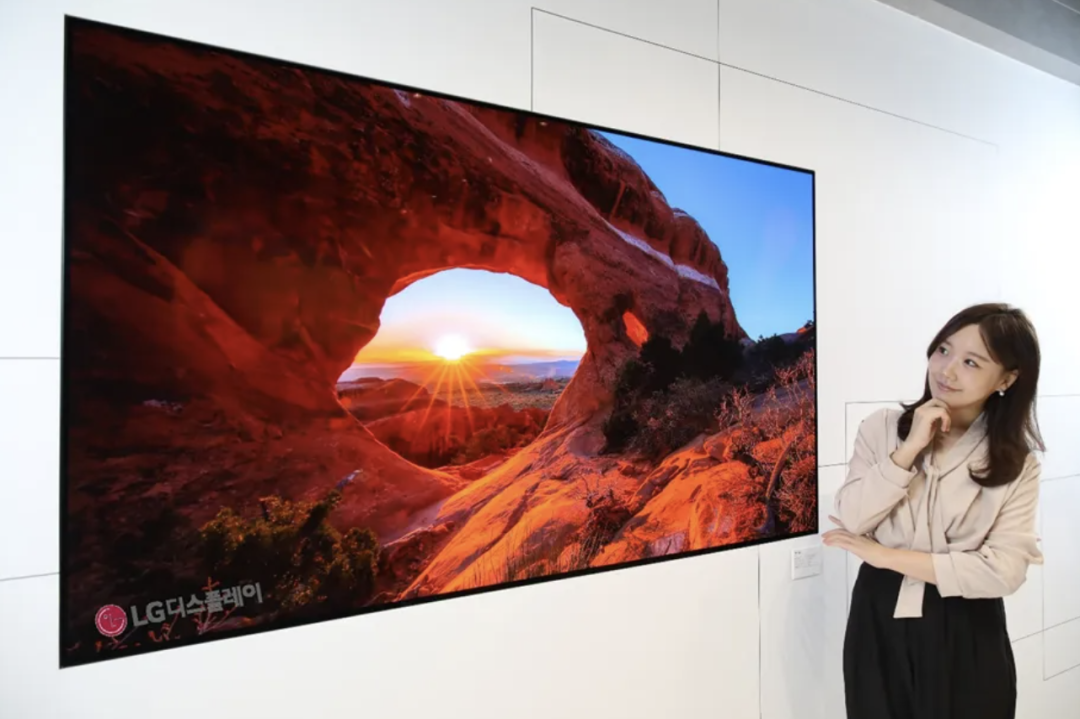 LG显示明年起将电视OLED面板驱动IC用量减半，以控制成本-电子工程专辑