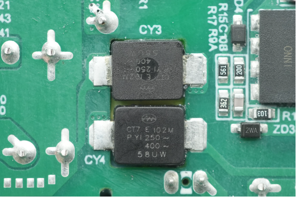 拆解报告：米物140W 3C1A智显秒充氮化镓充电器CA514 Pro-EDN 电子技术设计