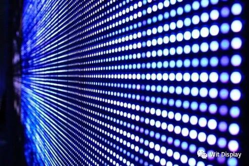 MiniLED市场爆发在即，专家：玻璃基与PCB在市场博弈-电子工程专辑