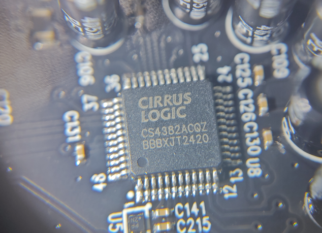 ”拆解“创新独立声卡，这个电容封装丝印极性设计有特点！-电子工程专辑