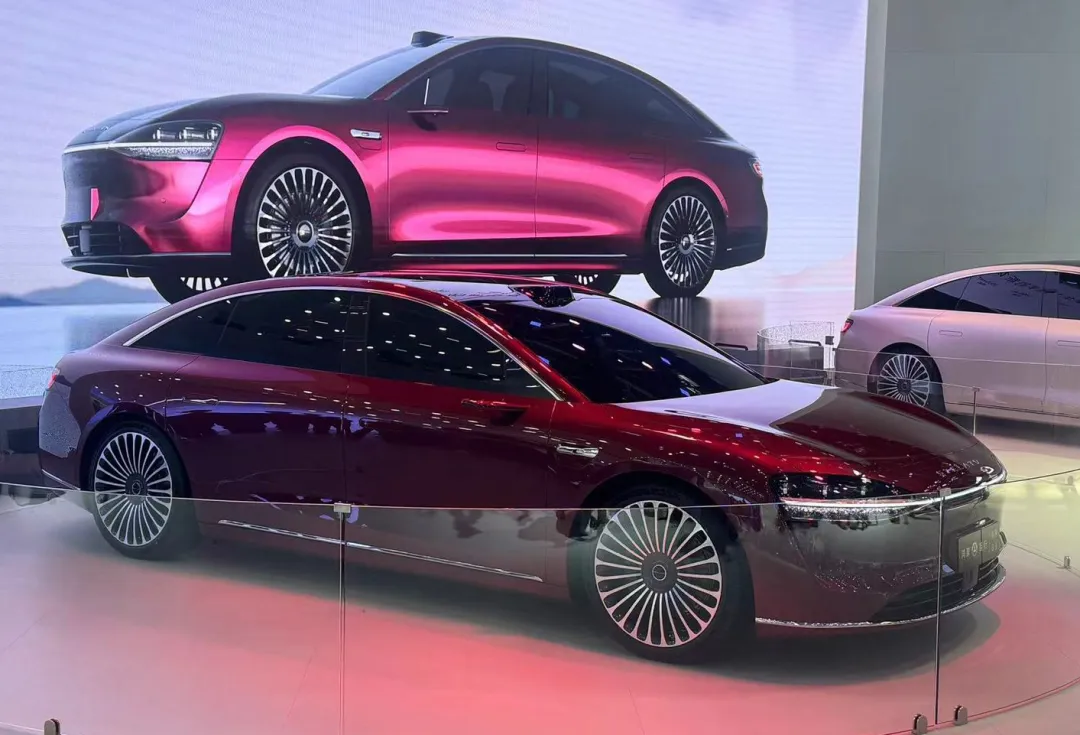 车展速报丨比亚迪秦L、腾势Z9GT、享界S9等18款重磅新能源车登陆北京车展！极氪首发浩瀚-M架构！赛力斯发布魔方平台！-电子工程专辑