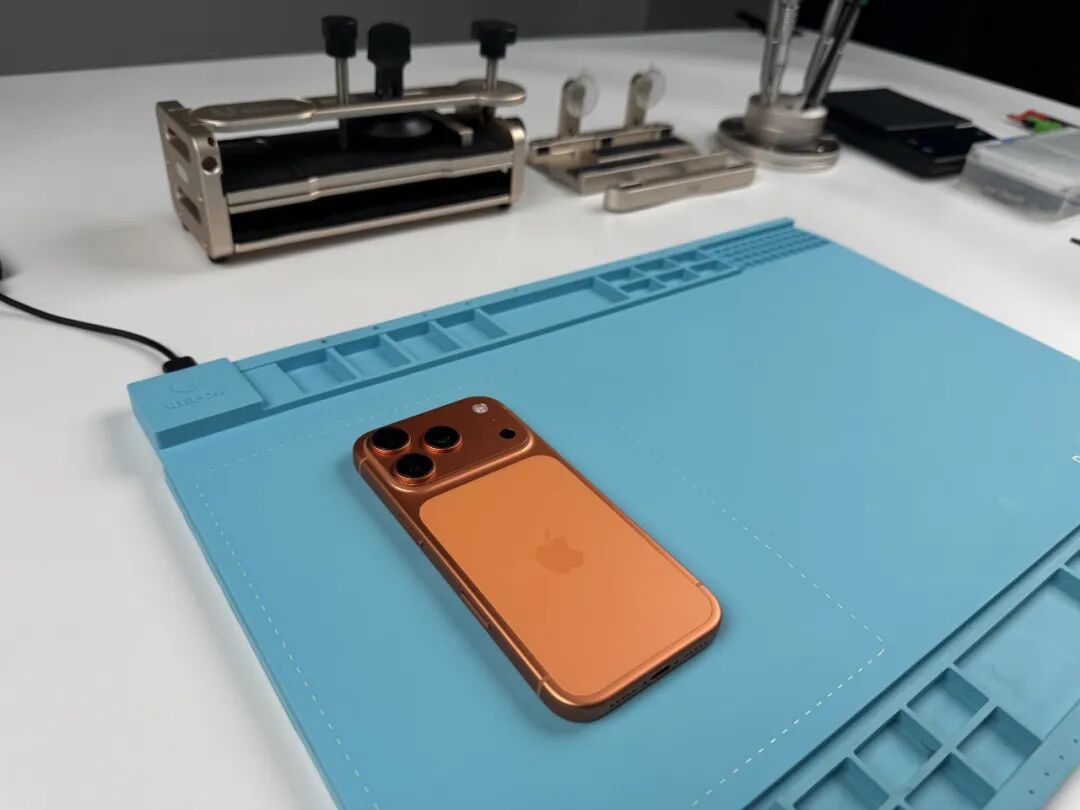 iPhone17 大拆解，欣赏下苹果顶级PCB及硬件设计！-电子工程专辑