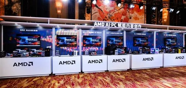 专访AMD“苏妈”：AIPC三位一体优势在我！-电子工程专辑