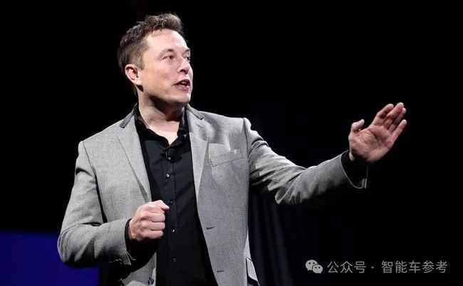 马斯克剧透新FSD计算硬件：直接冠名「AI5」，4nm工艺算力10倍提升-电子工程专辑