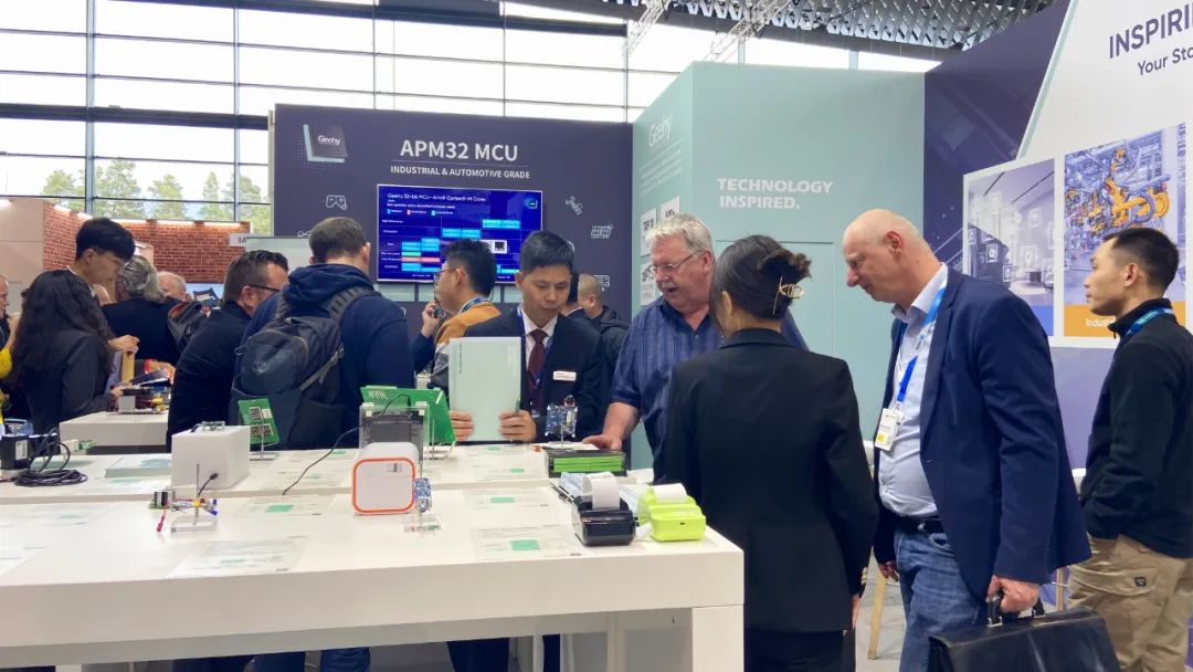 极海亮相embeddedworld2023，APM32MCU让灵感成为现实-电子工程专辑