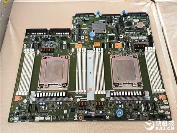 龙芯3C6000系列揭秘：64核超越三代至强只是开始！下代媲美7nm x86-电子工程专辑