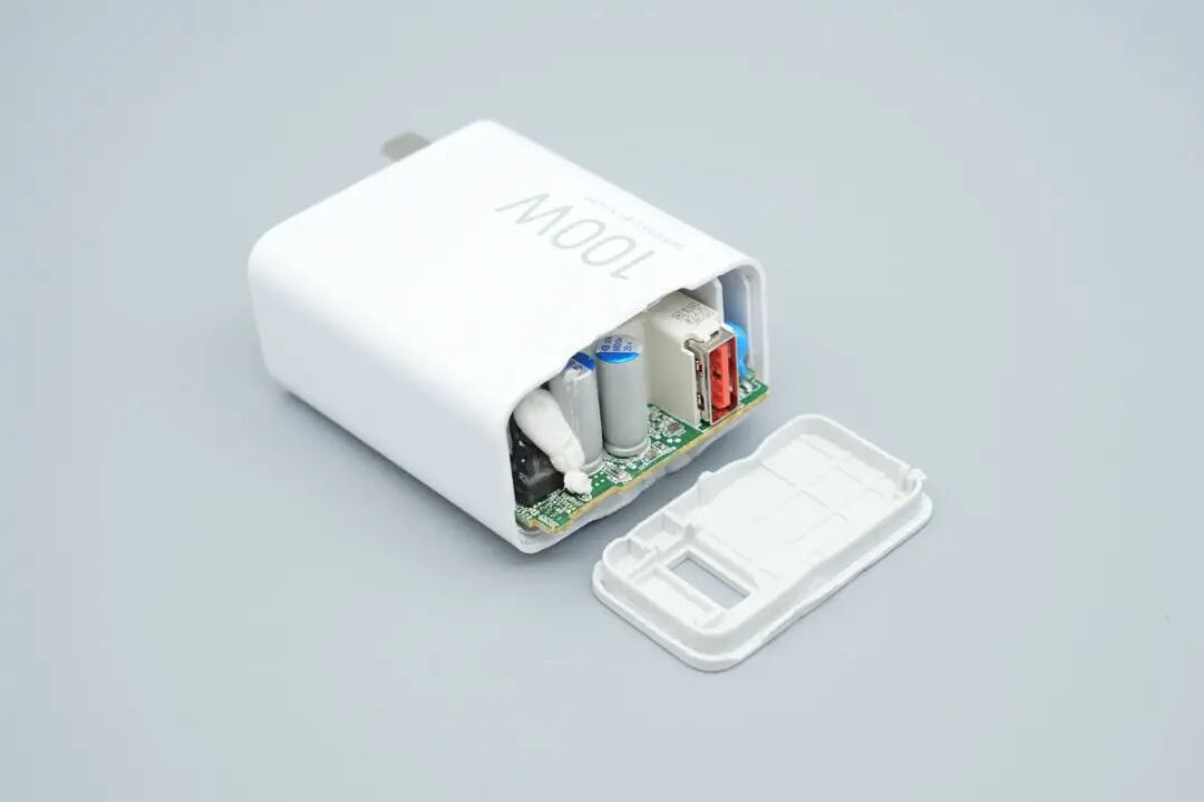 拆解报告：小米17系列手机原装100W氮化镓充电器-EDN 电子技术设计