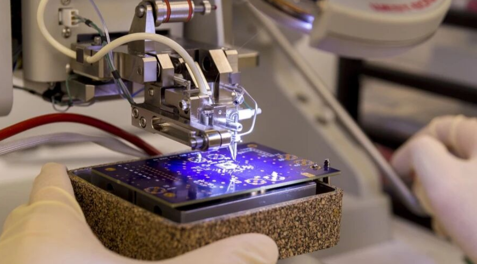 2031年EUV光刻掩膜版市场规模将达到13.6亿美元-电子工程专辑