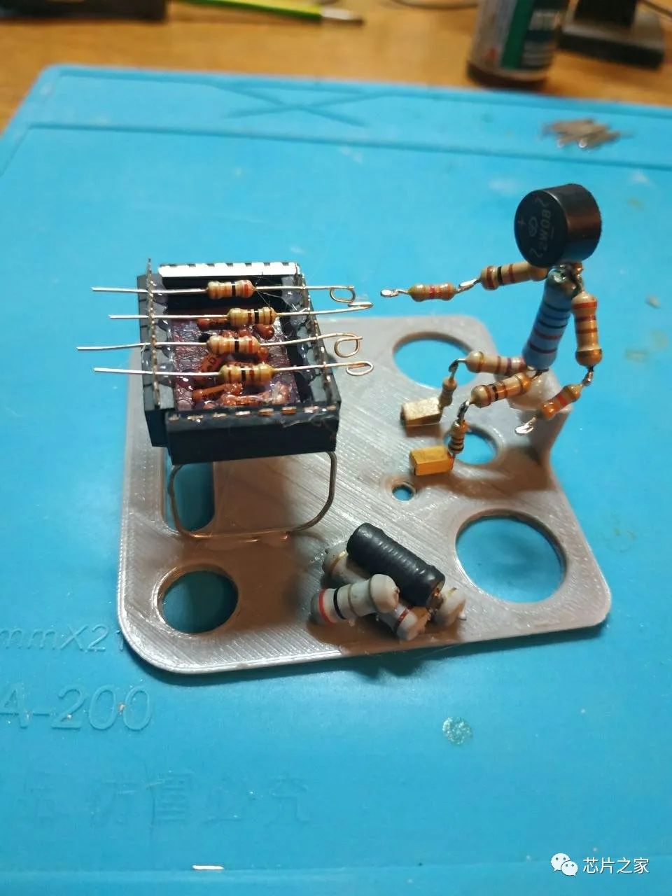 【第一期】电子元器件创意作品，附带高清原图-电子工程专辑