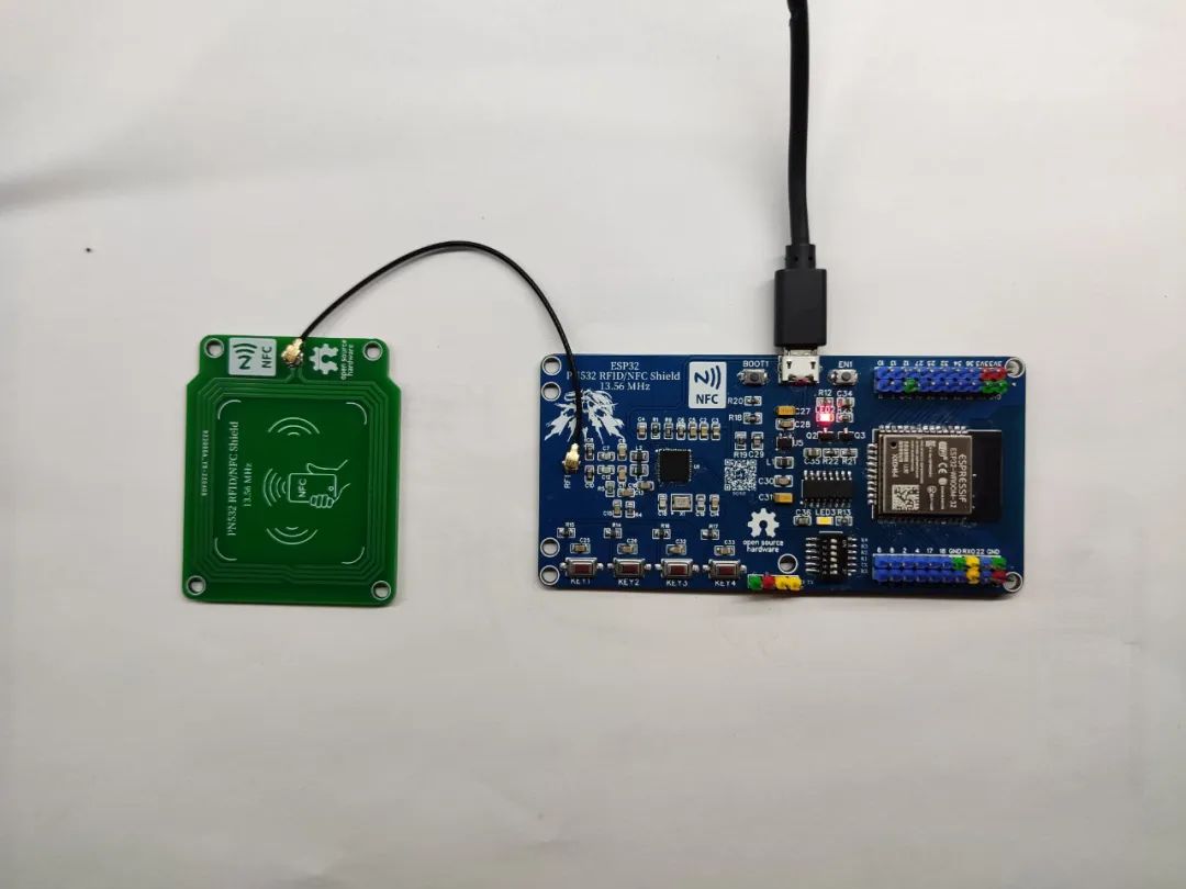 ESP32+PN532(RFID)组合板验证成功-电子工程专辑