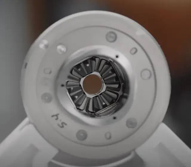 看了特斯拉劲敌Lucid的介绍，秒懂扁线电机。-电子工程专辑